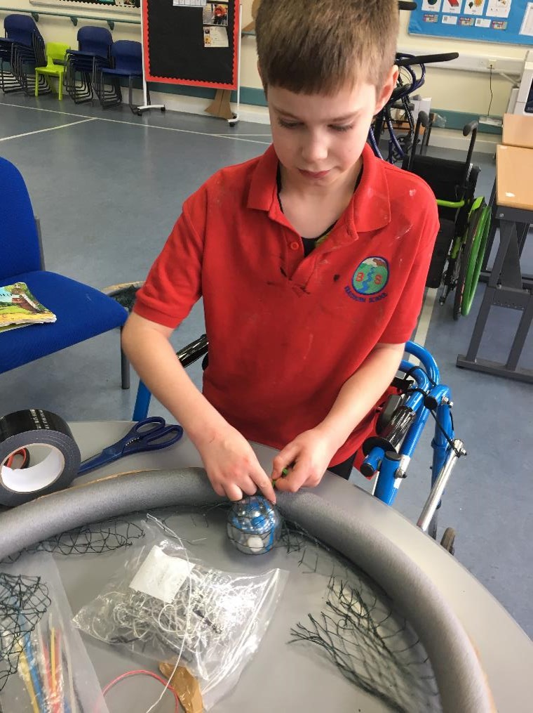 Plastic Oceans STEM Challenge - Data Education in Schools